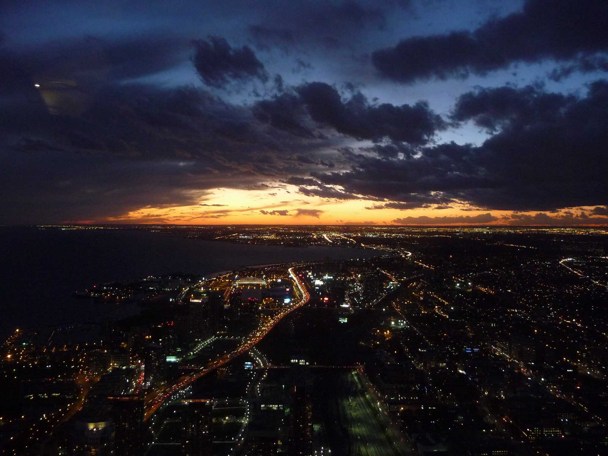 13 Best Sunset Spots Toronto: Capture Wonderful Photos in 2024